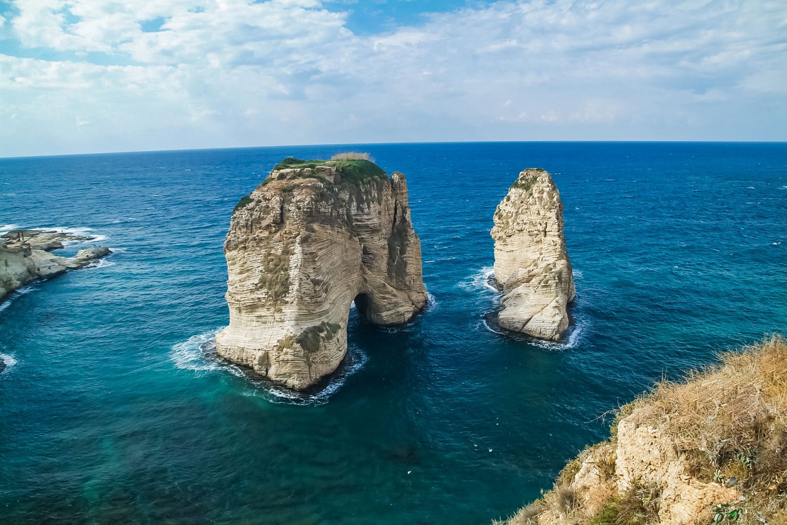 Raouché Rocks (Pigeon Rocks) in Beirut - Libanon